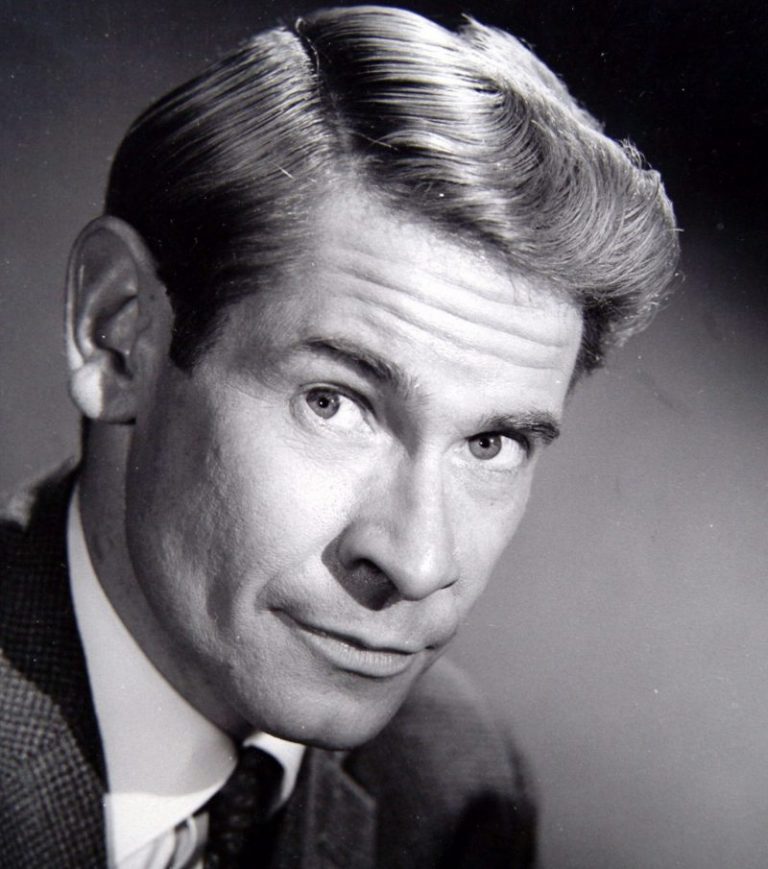 STANLEY BAXTER - Robert C Kelly